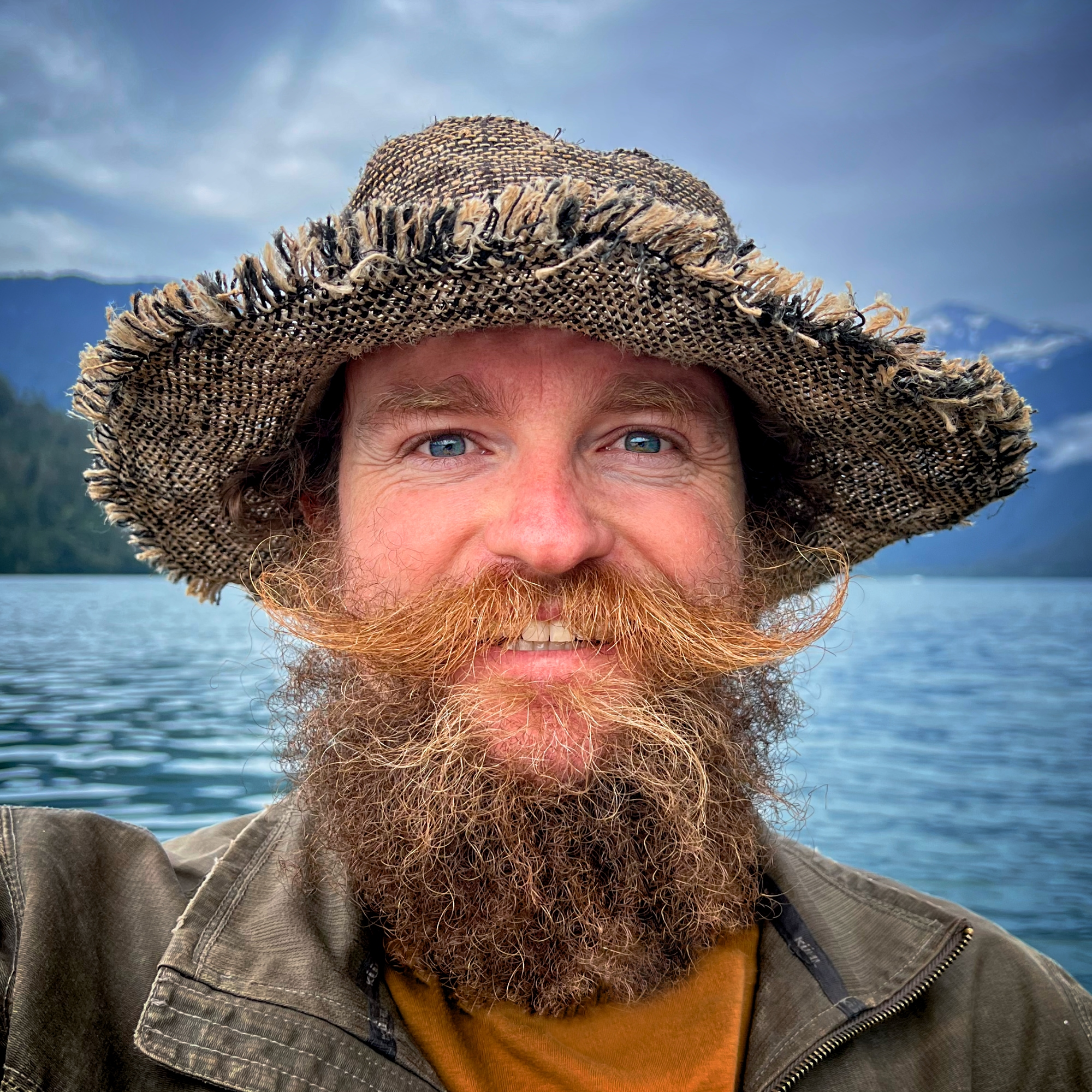 Zachary Hooley - Live Simply, Adventure Wildly